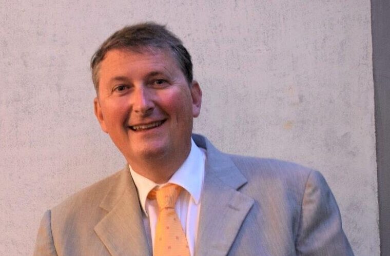 Dr. Baumgartner über Revisionen - hearbetter